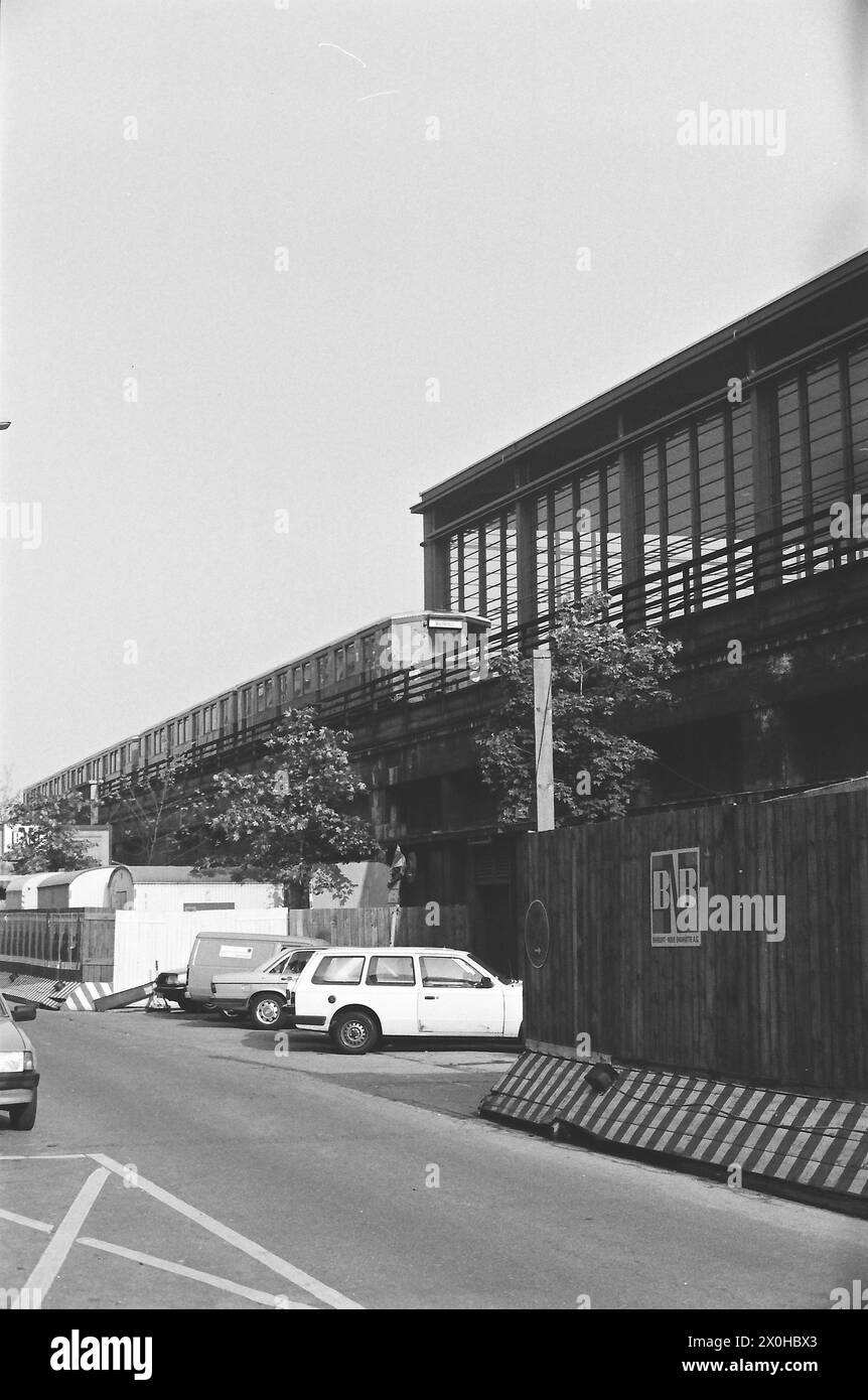 Zoo station no longer looks so sad either. But it is still under ... Zoo station no longer looks so sad either. But it is still under ...
