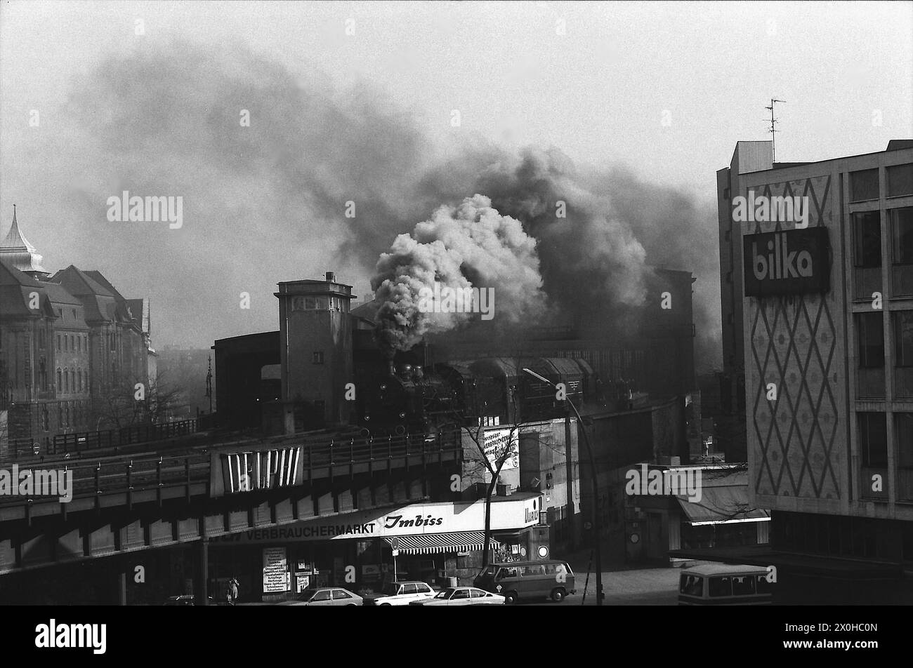 West dr Black and White Stock Photos & Images - Alamy