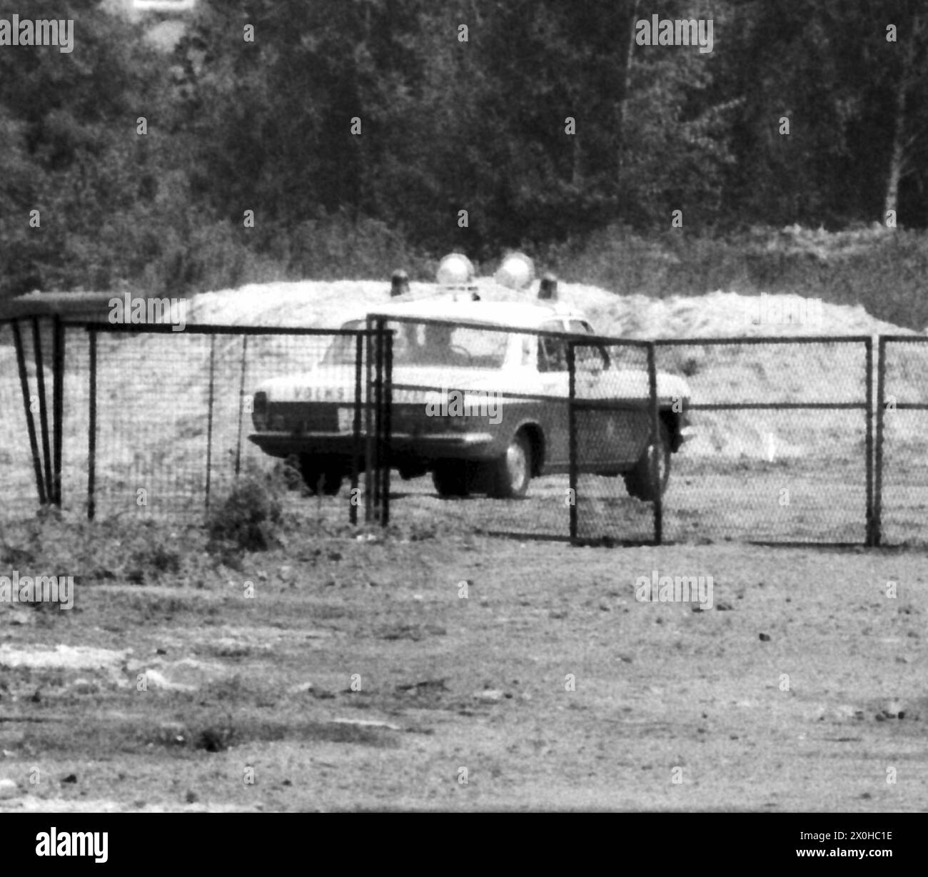 "This is the follow-up picture to the previous one, perhaps Timeline ...