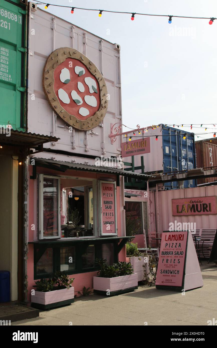 Lamuri italian food stand reffen hi-res stock photography and images ...