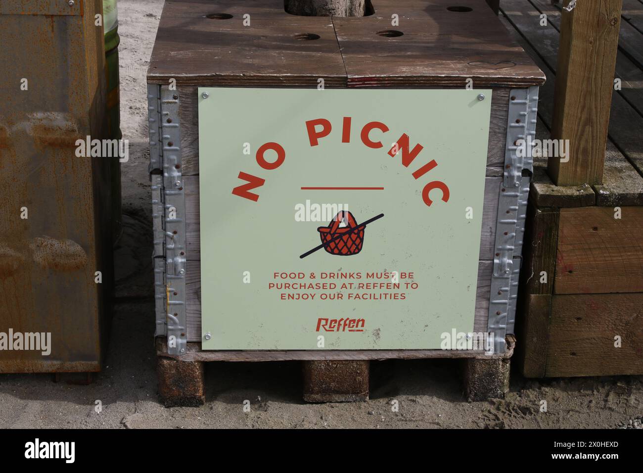 No picnic sign Refen Copenhagen Denmark April 2024 Stock Photo - Alamy