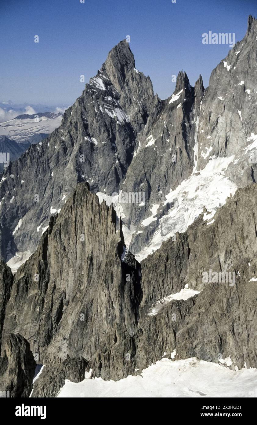 Peuterey ridge with the Aiguille Noire de Peuterey [automated ...