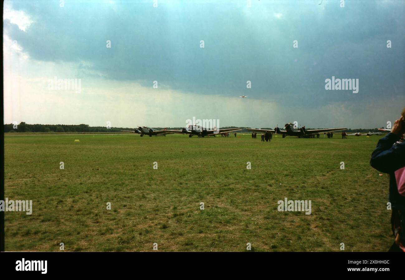 In the summer of 1994, the old Junkers factory airfield was (re)opened ...