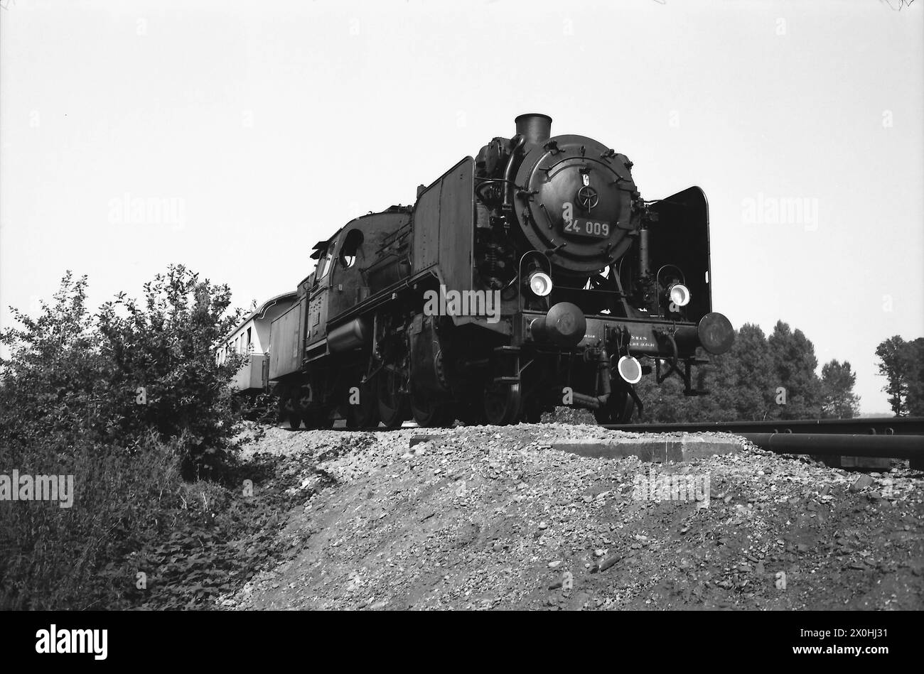 Dampflok br 24 009 hi-res stock photography and images - Alamy