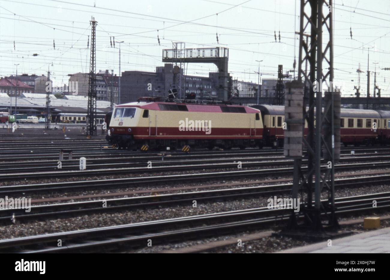 The BR 120 locomotives - here with an intercity train - began to ...