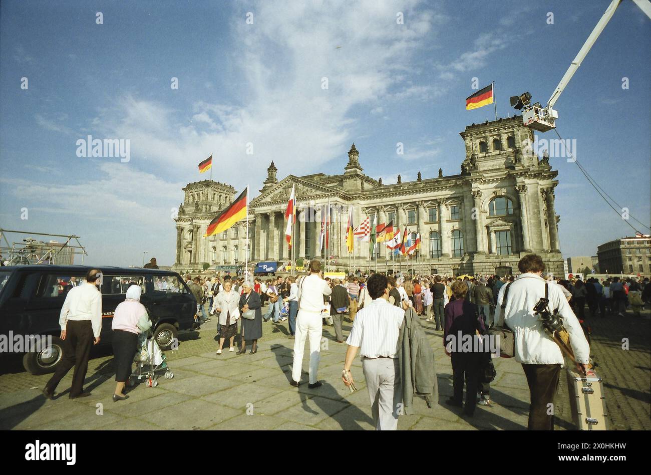 Reunification celebrations in front of the Reichstag building in Berlin ...
