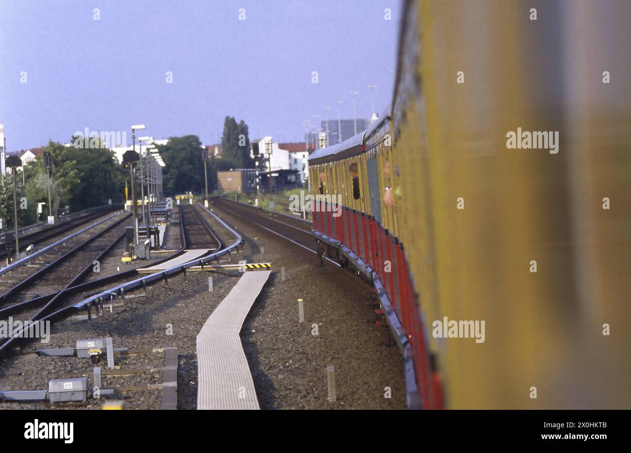 2000s trains hi-res stock photography and images - Alamy