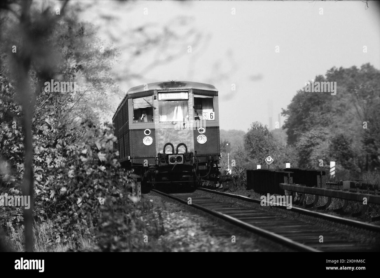 The location is along the Wetzlarer Bahn between Grunewald and ...