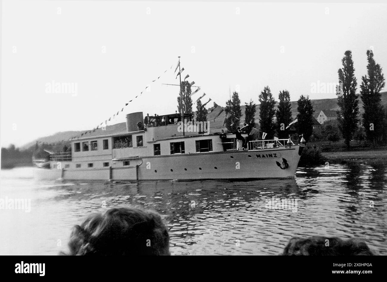 Passenger ship Mainz [automated translation] Stock Photo - Alamy