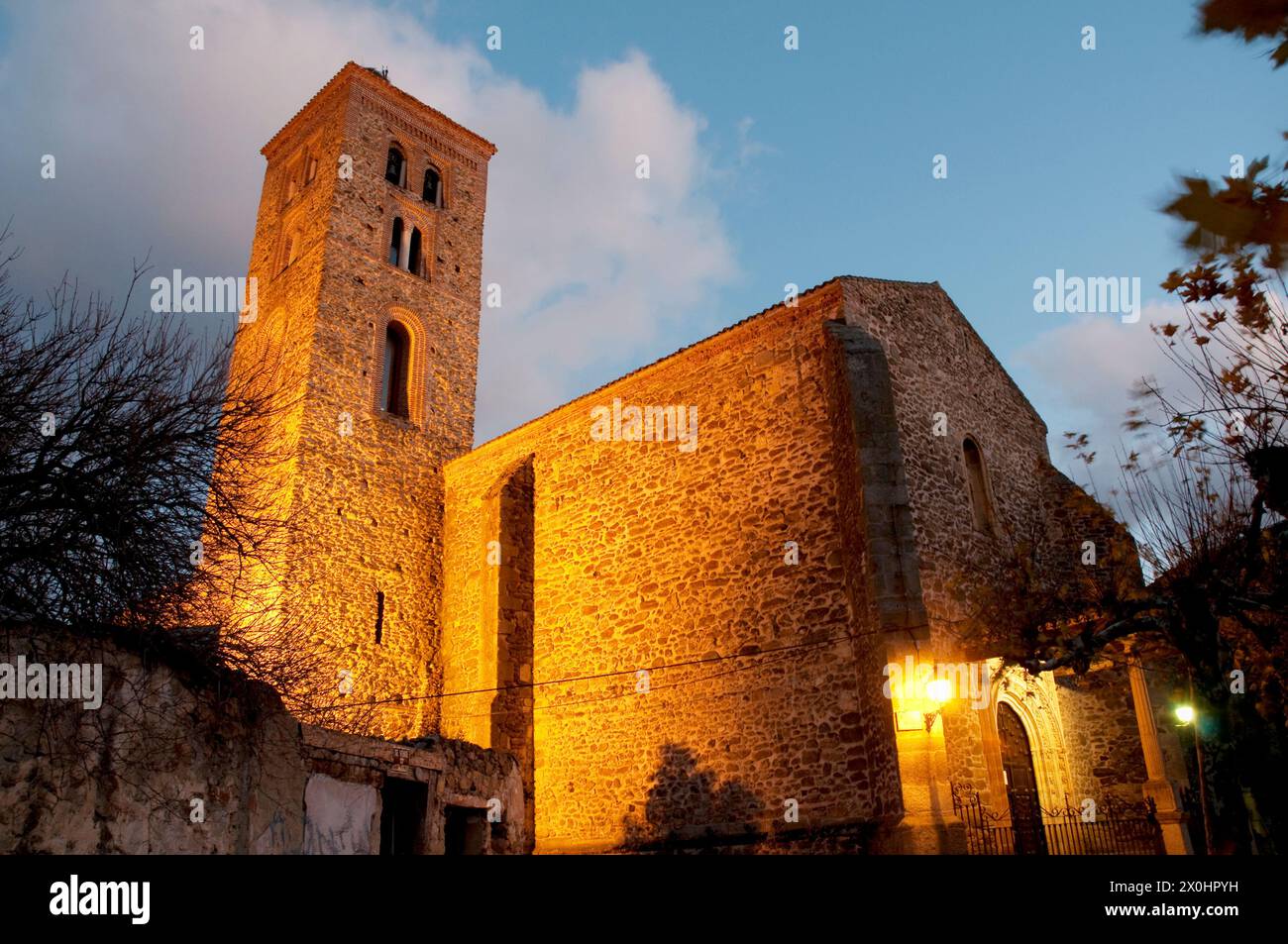 Santa Maria del Castillo church, night view. Buitrago del Lozoya ...