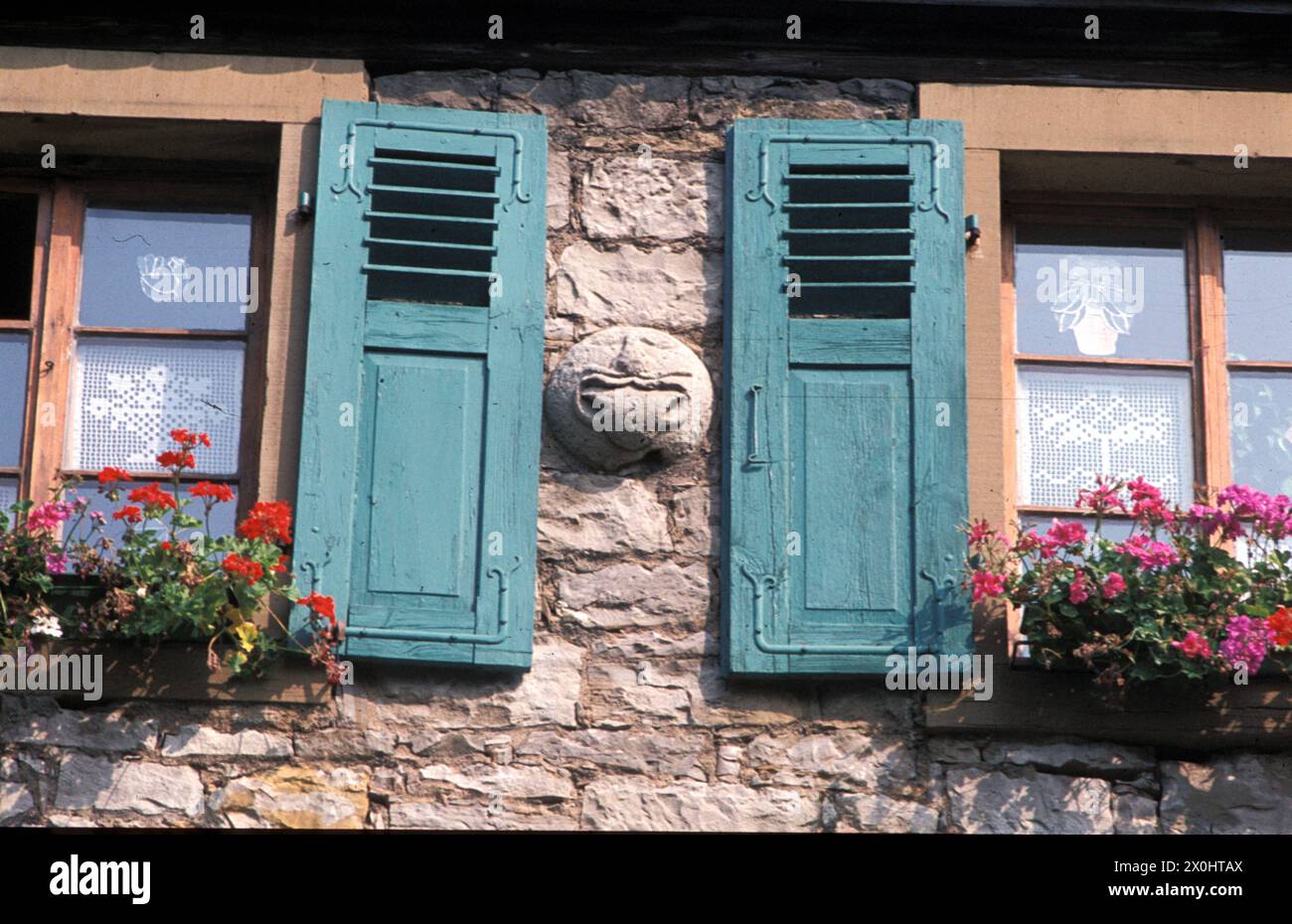 Window front [automated translation] Stock Photo - Alamy