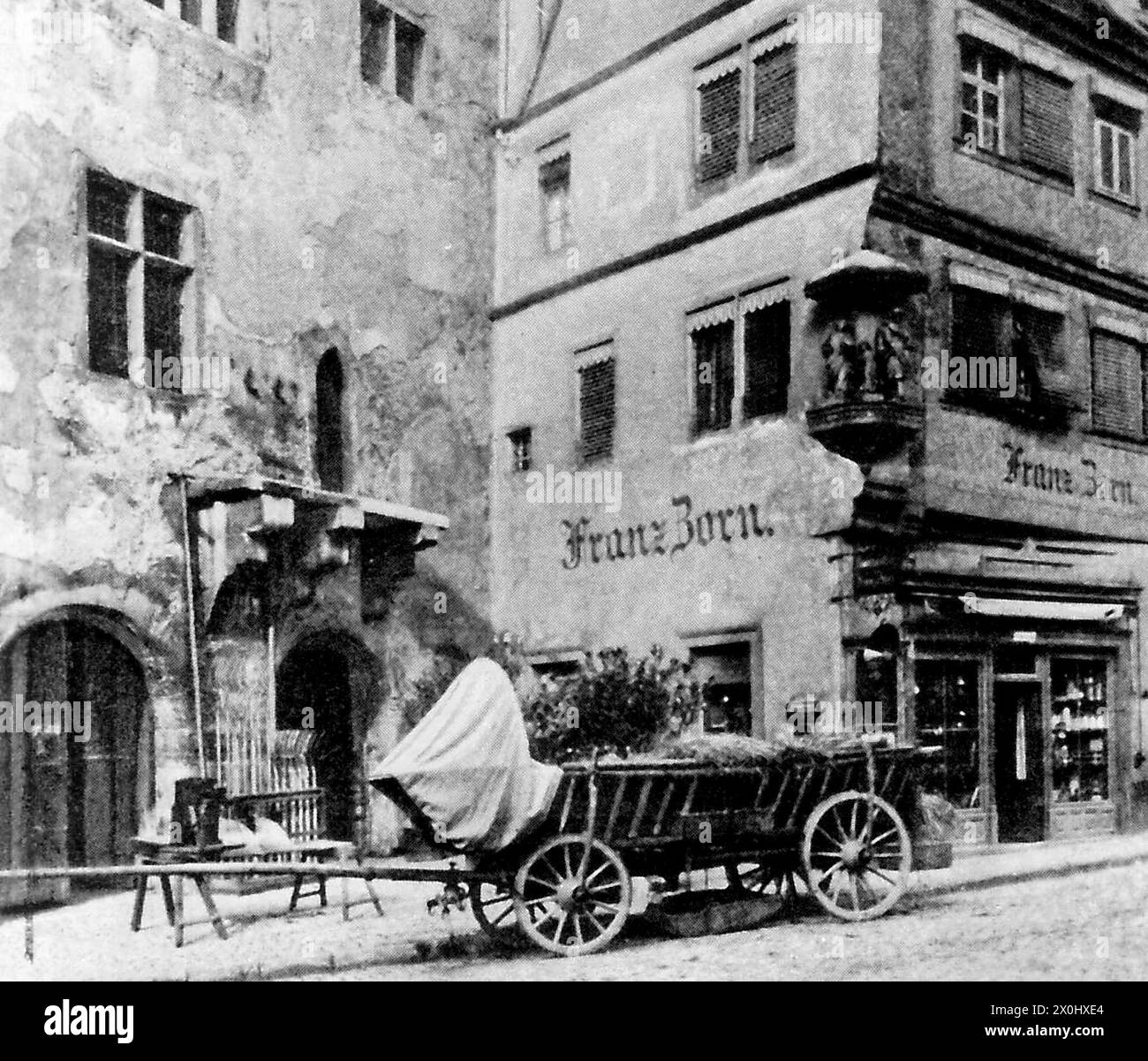Carriage next to the old town hall and Zorn department store [automated ...