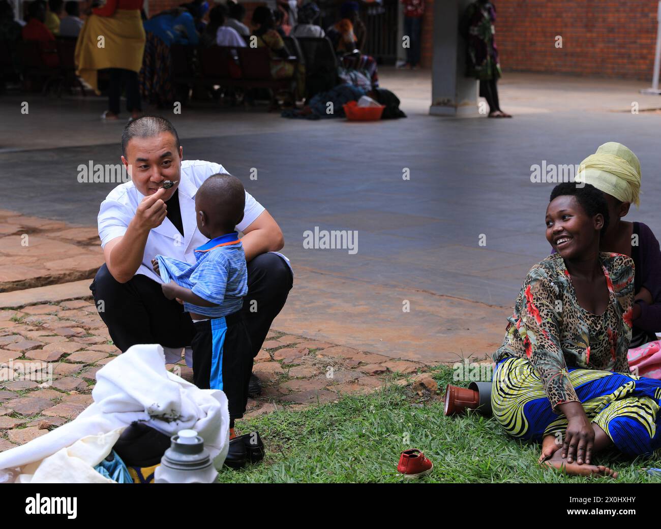 Kigali, Rwanda. 9th Apr, 2024. Fang Yu, a doctor of the Chinese medical ...