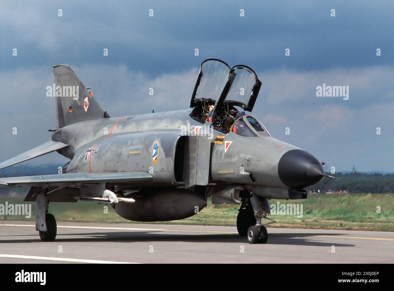 - cacciabombardiere McDonnel Douglas F-4F Phantom II della Aviazione ...