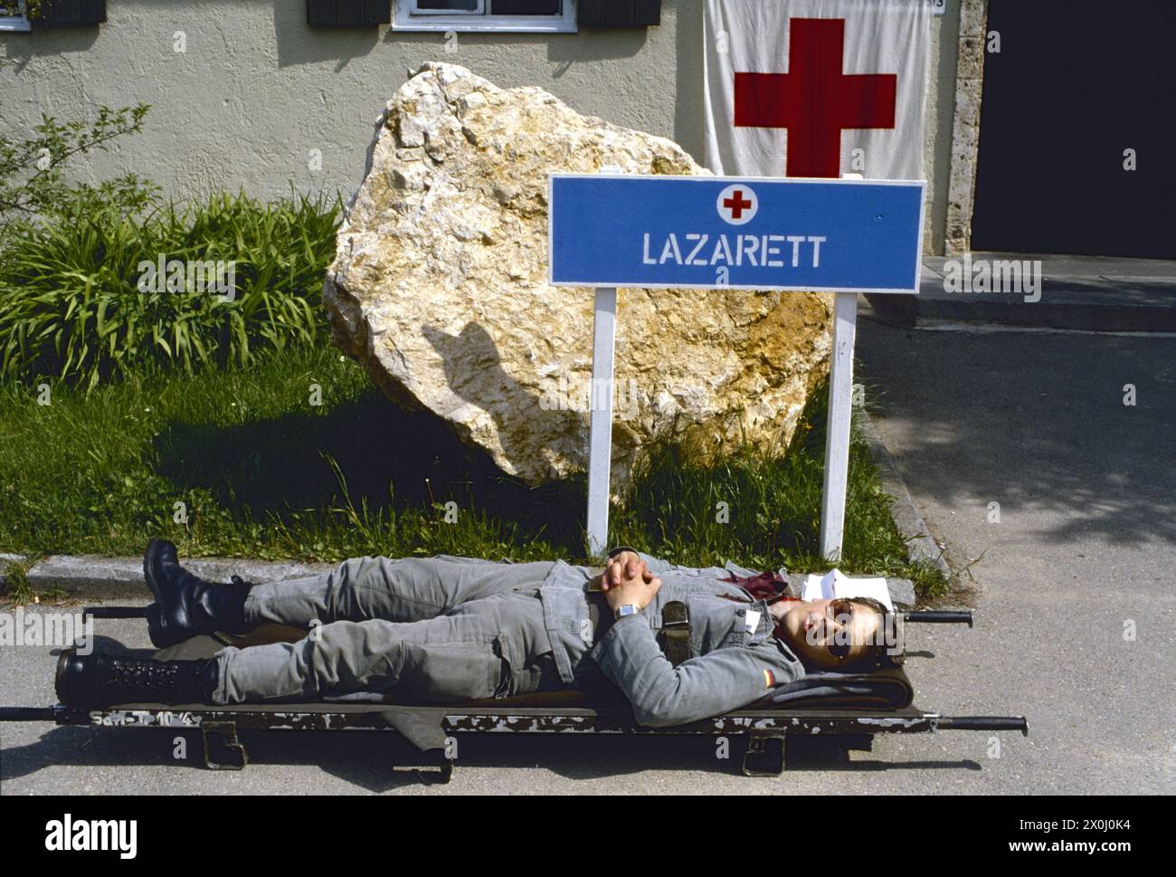 Ricovero militare hi-res stock photography and images - Alamy