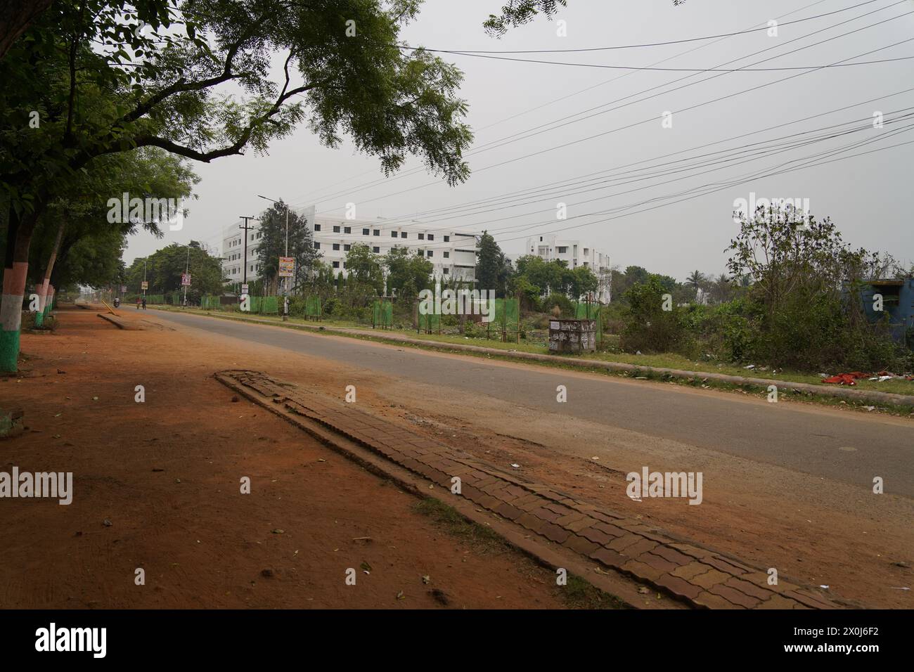 Biplabi Rashbehari Basu Sarani. Pubali Crossing area, Bidhannagar ...