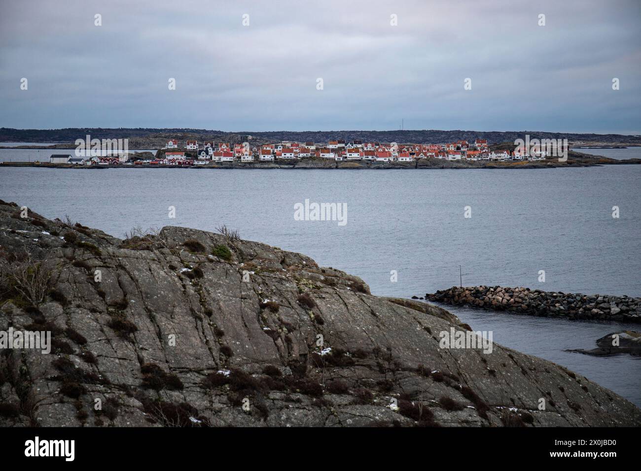 Landscape shot with a view of an island with typical Swedish houses ...