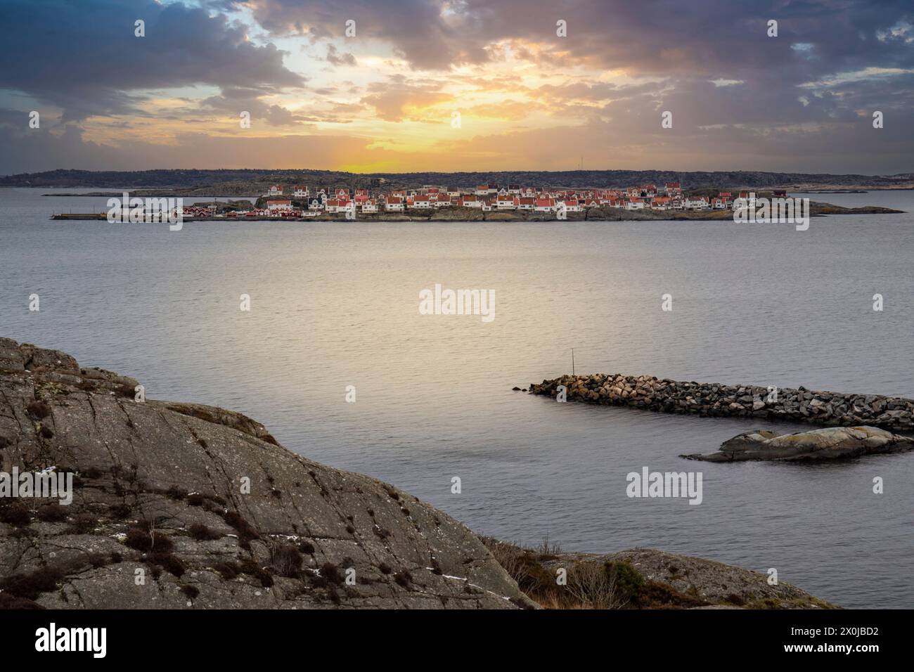 Landscape shot with a view of an island with typical Swedish houses ...