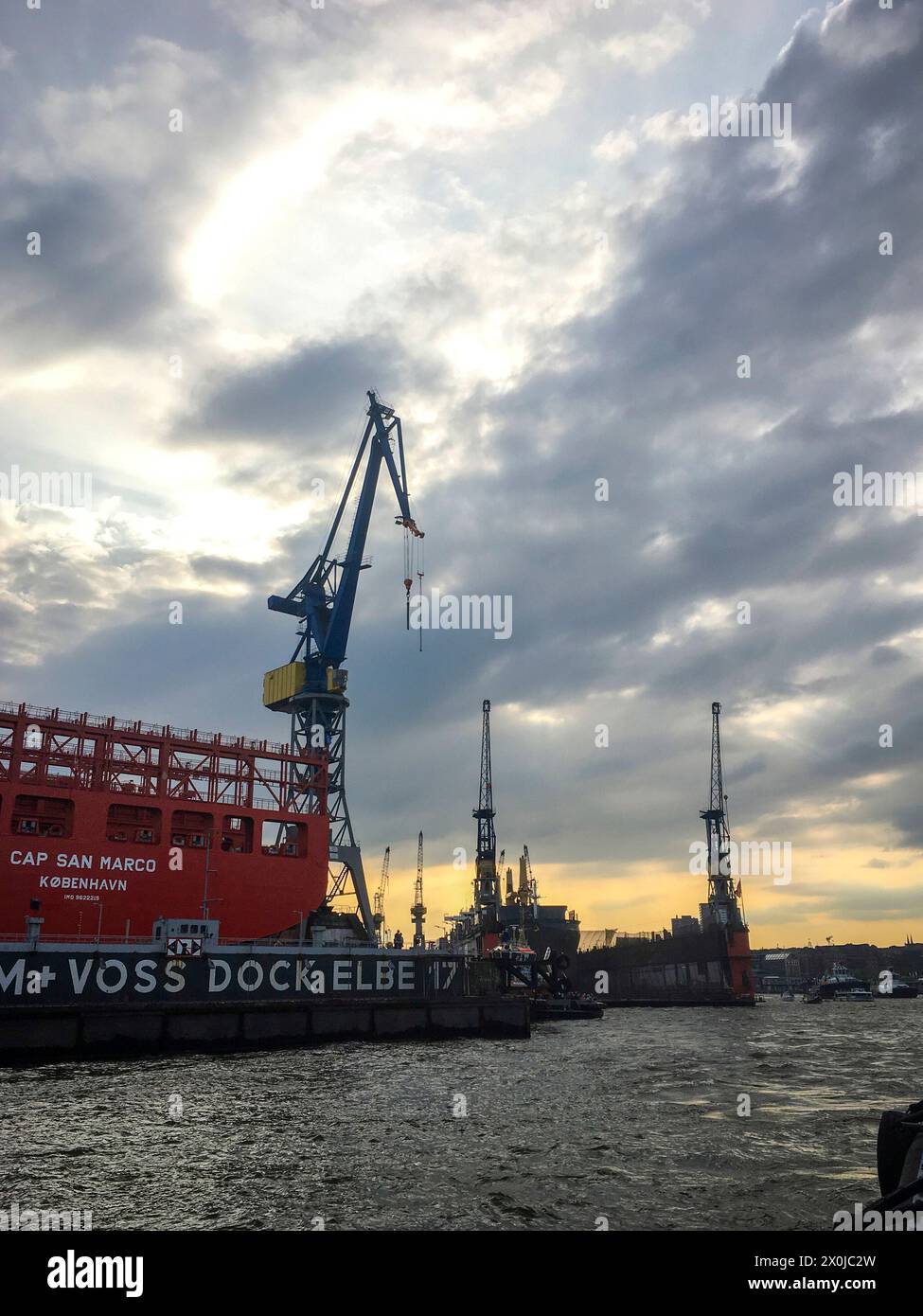 Shipyard, Port, Hamburg, Port facility, Northern Germany, Germany Stock ...
