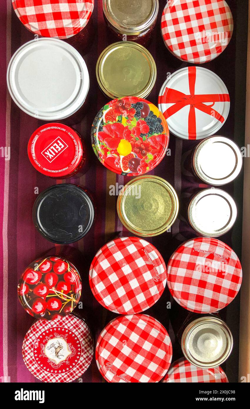 Old-fashioned, storage, Hamburg, Germany, Europe, German, jars, jam ...