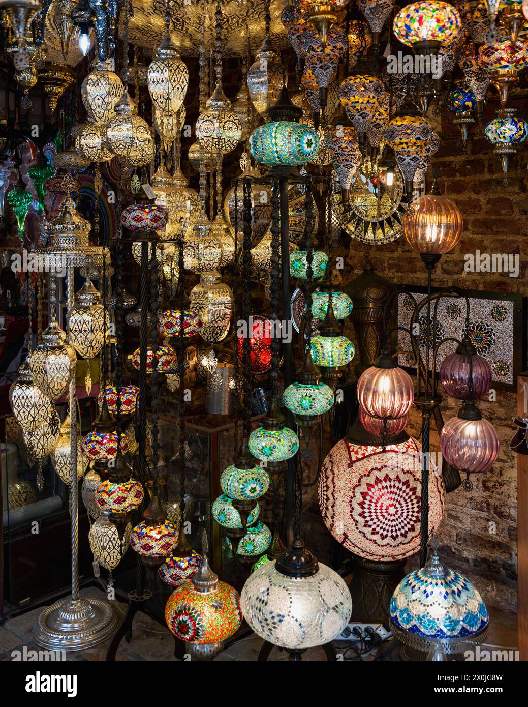 Lamps of europe hi-res stock photography and images - Alamy
