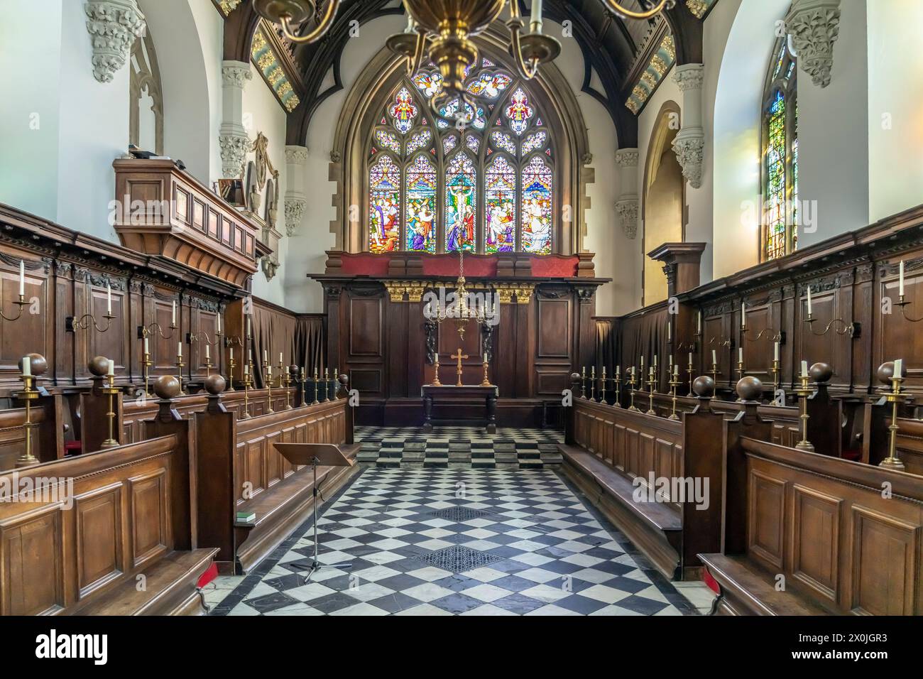 Interior of the Chapel of University College, University of Oxford ...
