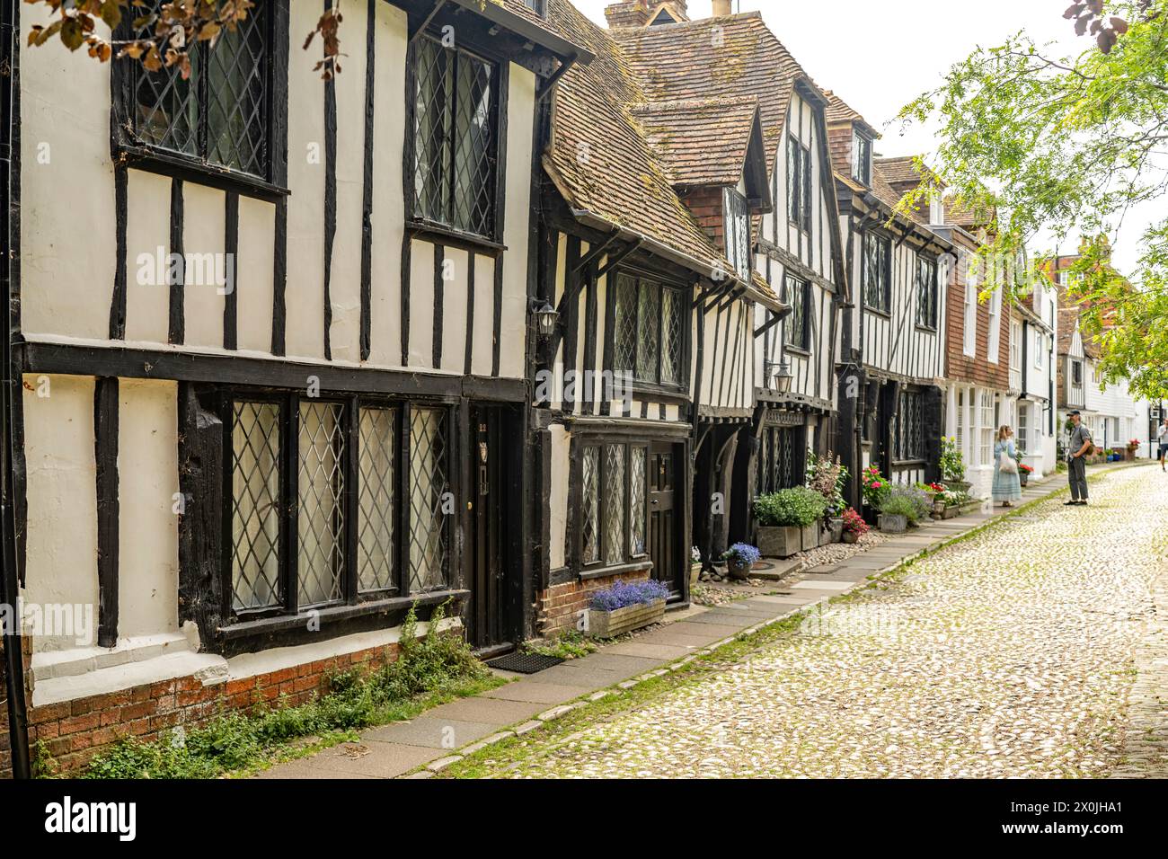 Half-timbered houses in the old town of Rye, East Sussex, England ...
