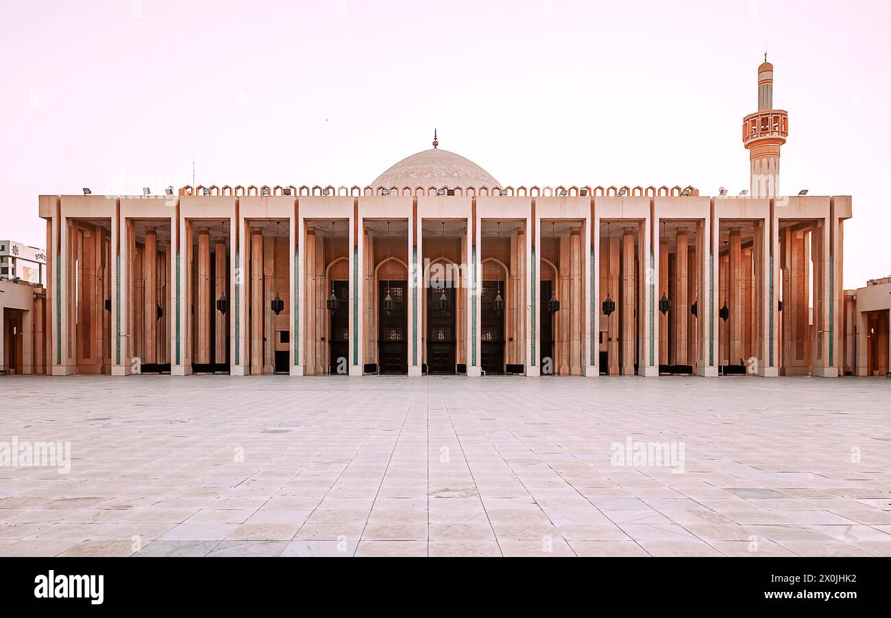 front facade with access to the hall of the Grand Mosque of Kuwait City ...