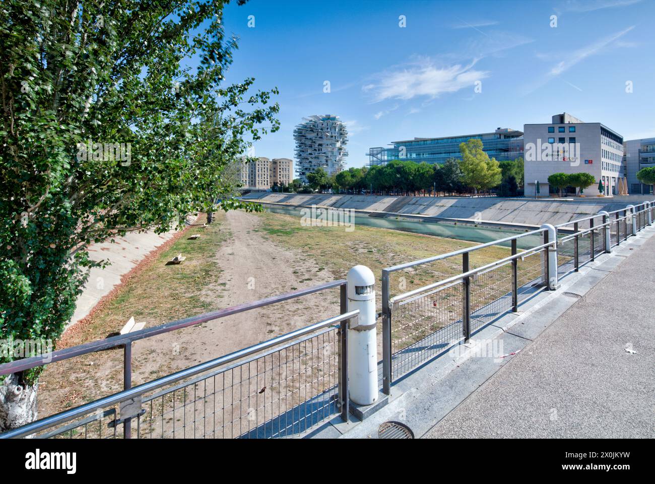 Espace Jacques 1er d'Aragon, Place de la Revolution, modern urban ...