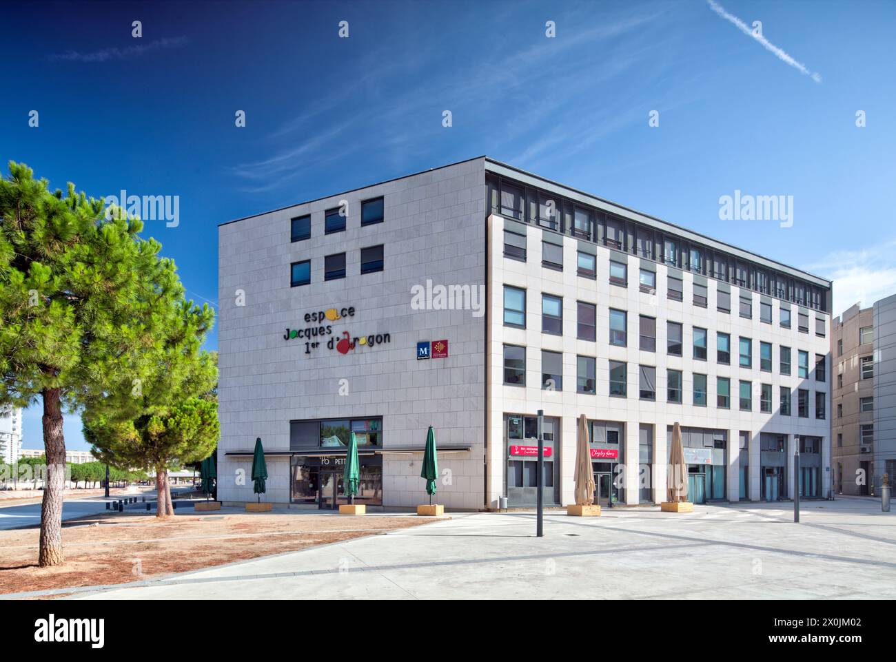 Espace Jacques 1er d'Aragon, Place de la Revolution, modern urban ...