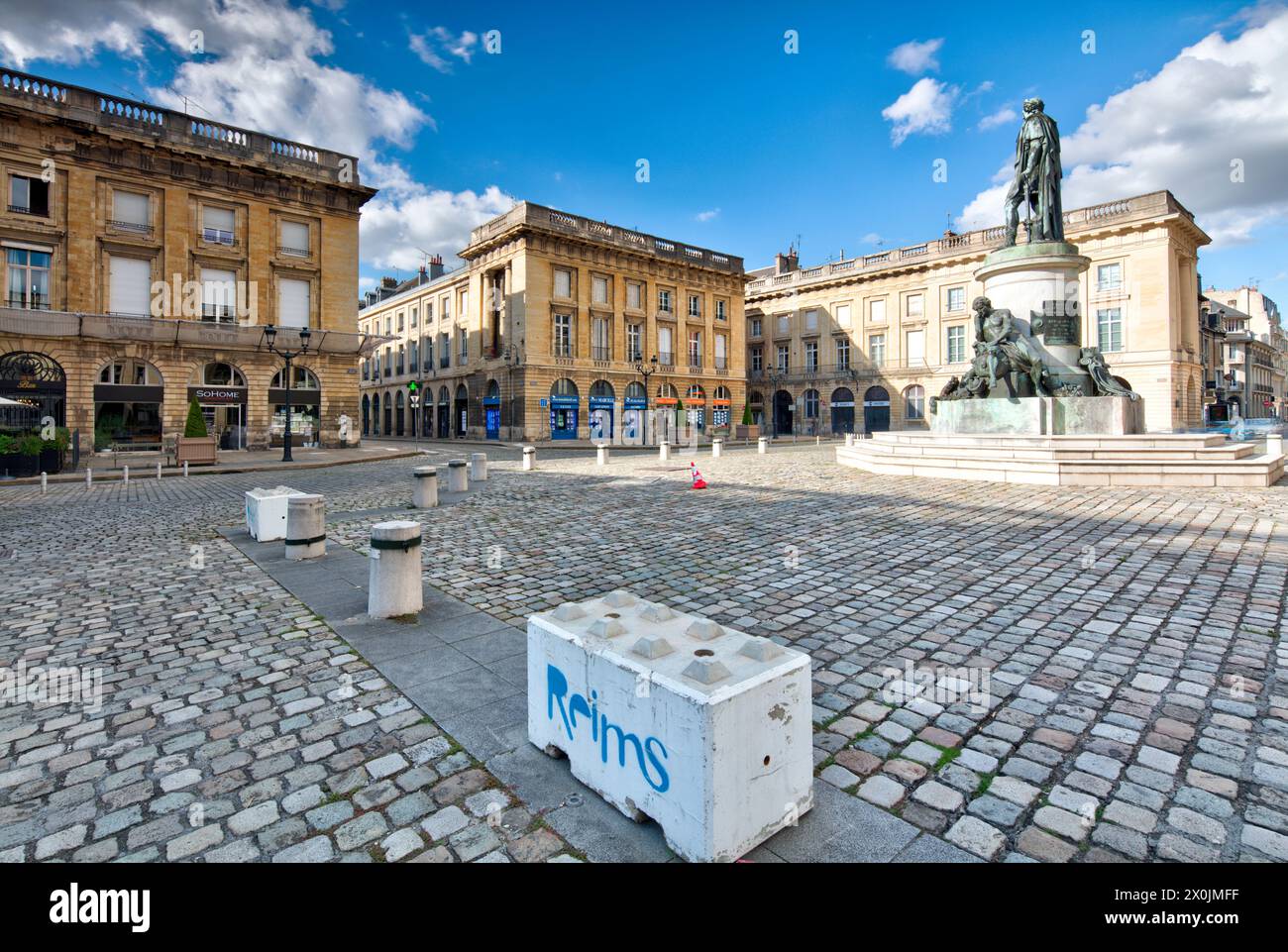Place Royale, bronze statue of King Louis XV, house facade, facade ...