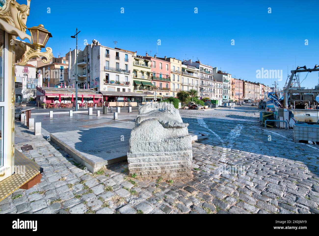 Harbor, promenade, boats, Canal du midi, house facade, architecture ...
