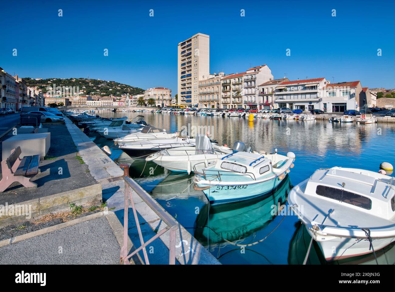 Harbor, promenade, boats, Canal du midi, house facade, architecture ...