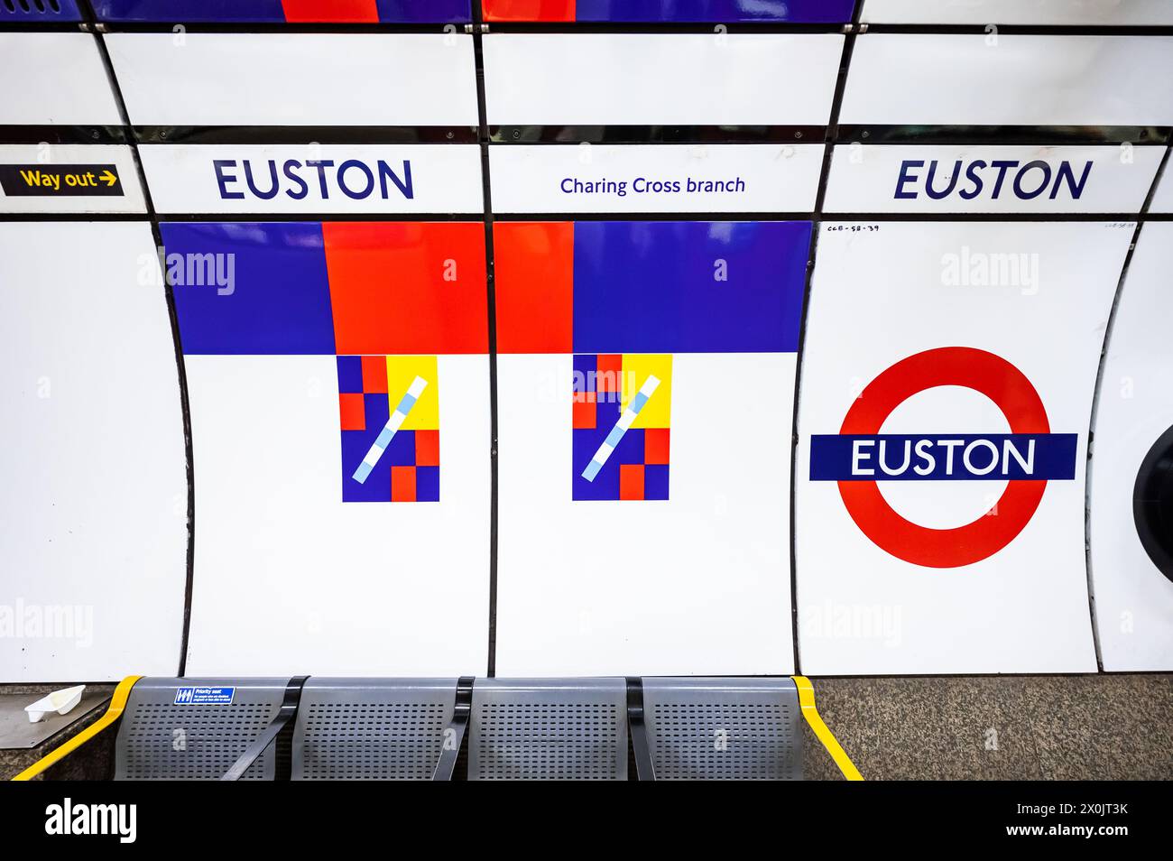Euston Underground Station Stock Photo - Alamy