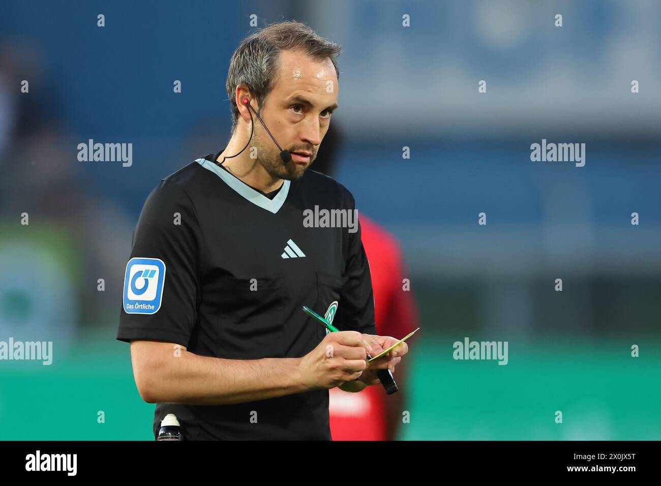 12 April 2024, Bavaria, Fürth: Soccer: Bundesliga 2, SpVgg Greuther ...