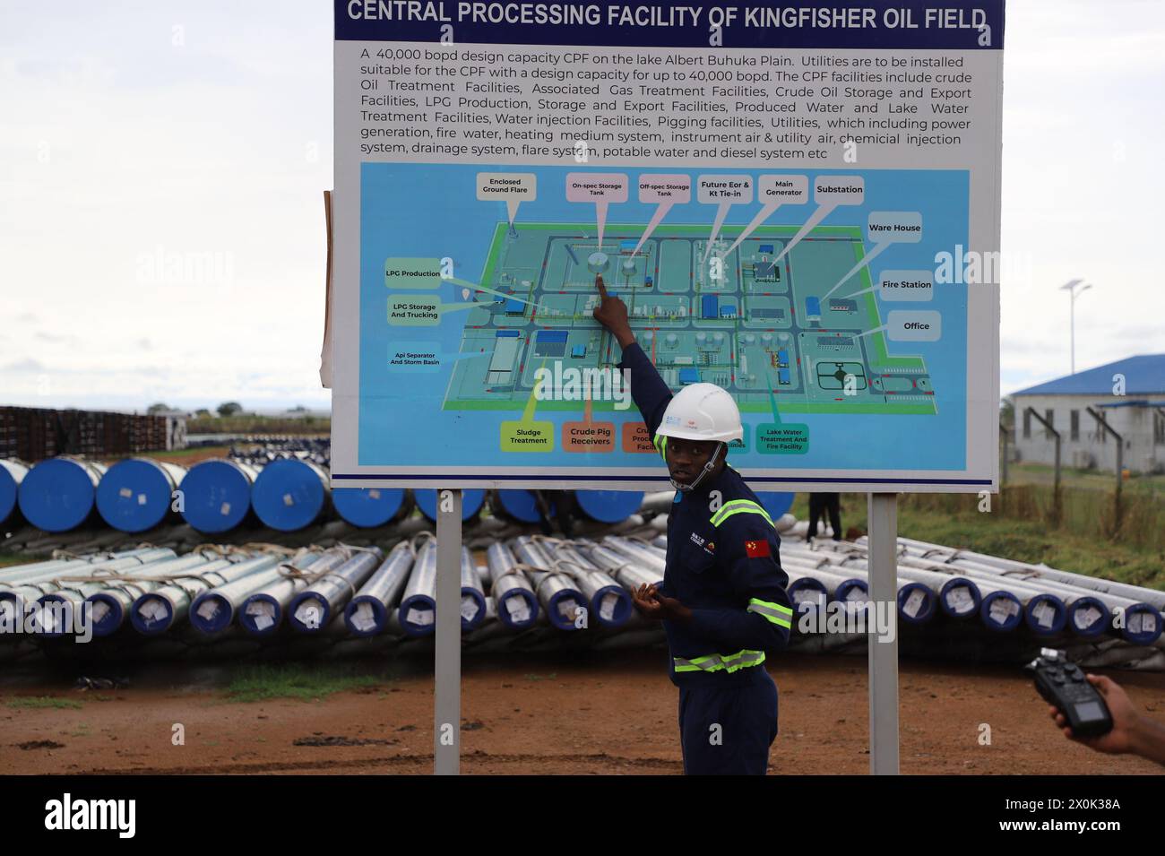 Kikube, Uganda. 12th Apr, 2024. A worker shows the Central Processing ...