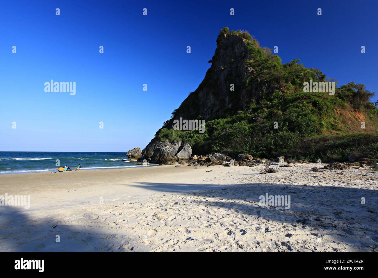 Beautiful Scenery of Thung Yao Beach. quiet and beautiful beaches in ...