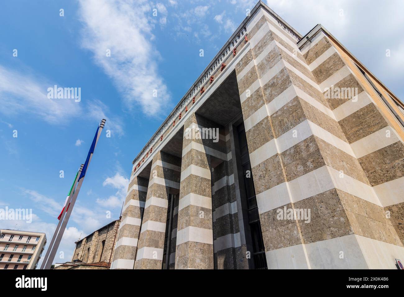 Palazzo delle poste post office building in brescia hi-res stock ...
