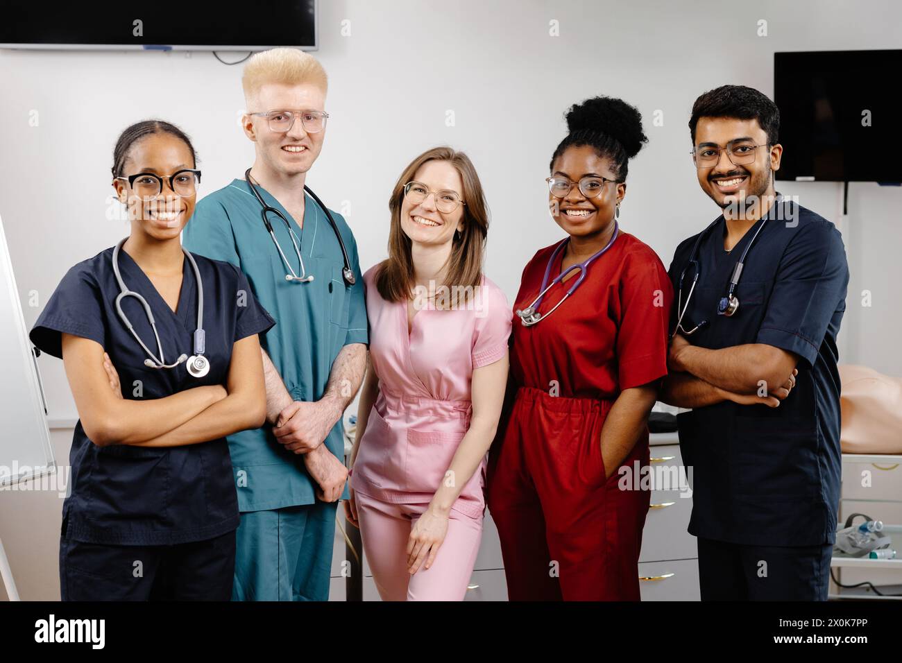 Serious expressions hi-res stock photography and images - Alamy