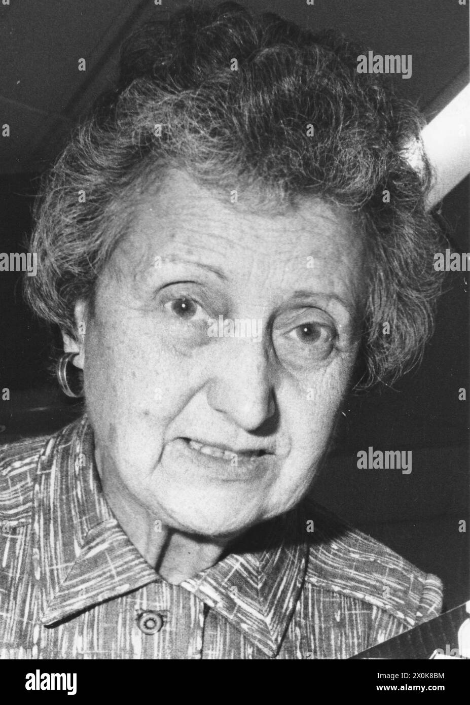 PORTSMOUTH CITY COUNCILLOR EDNA ROBINSON, 1988 PIC MIKE WALKER 1988 ...