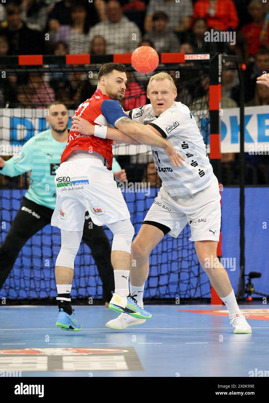 Hamburg, Germany. 12th Apr, 2024. Handball: Bundesliga, 25th matchday ...