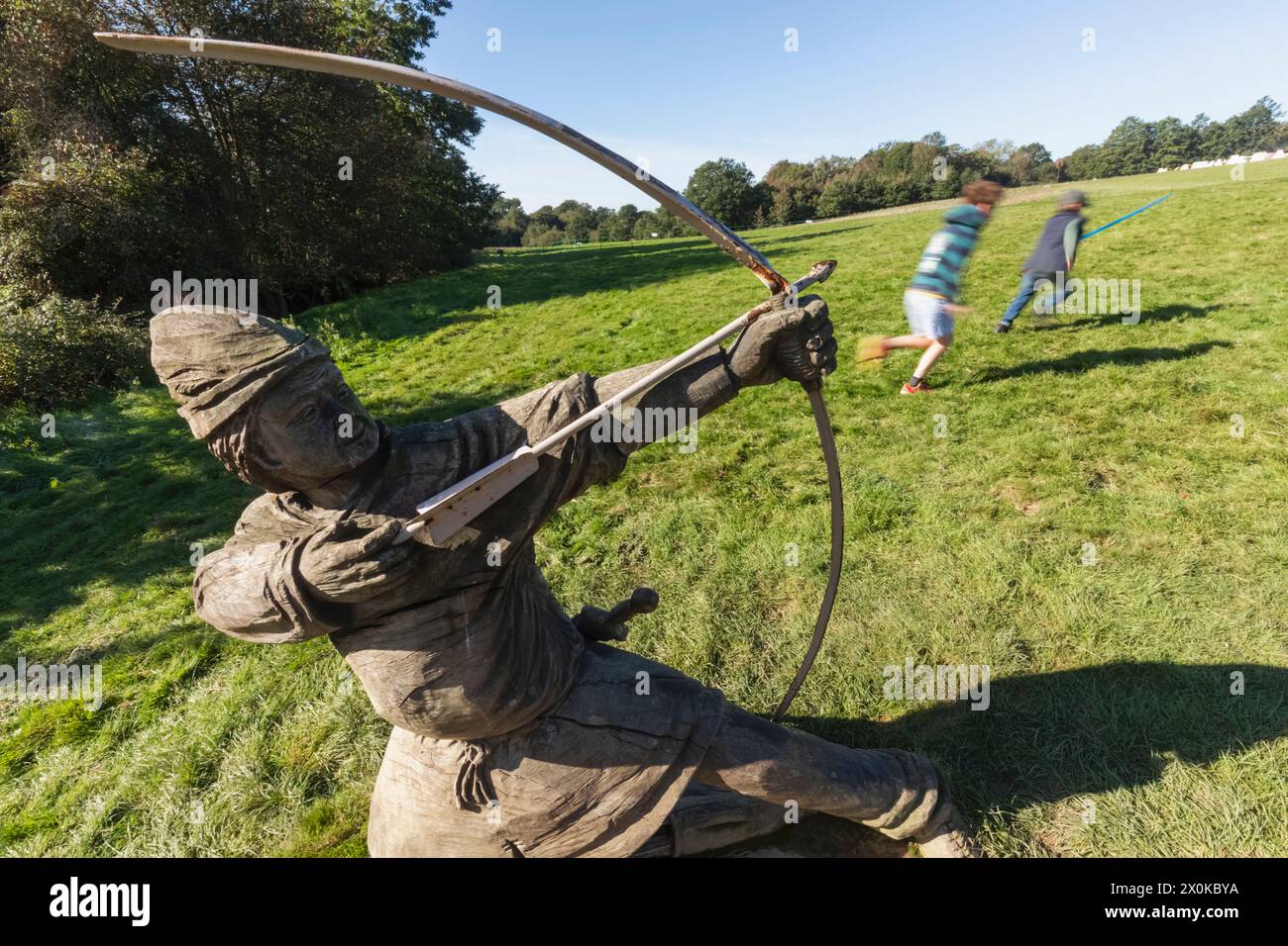 Wooden statue of medieval archer hi-res stock photography and images ...