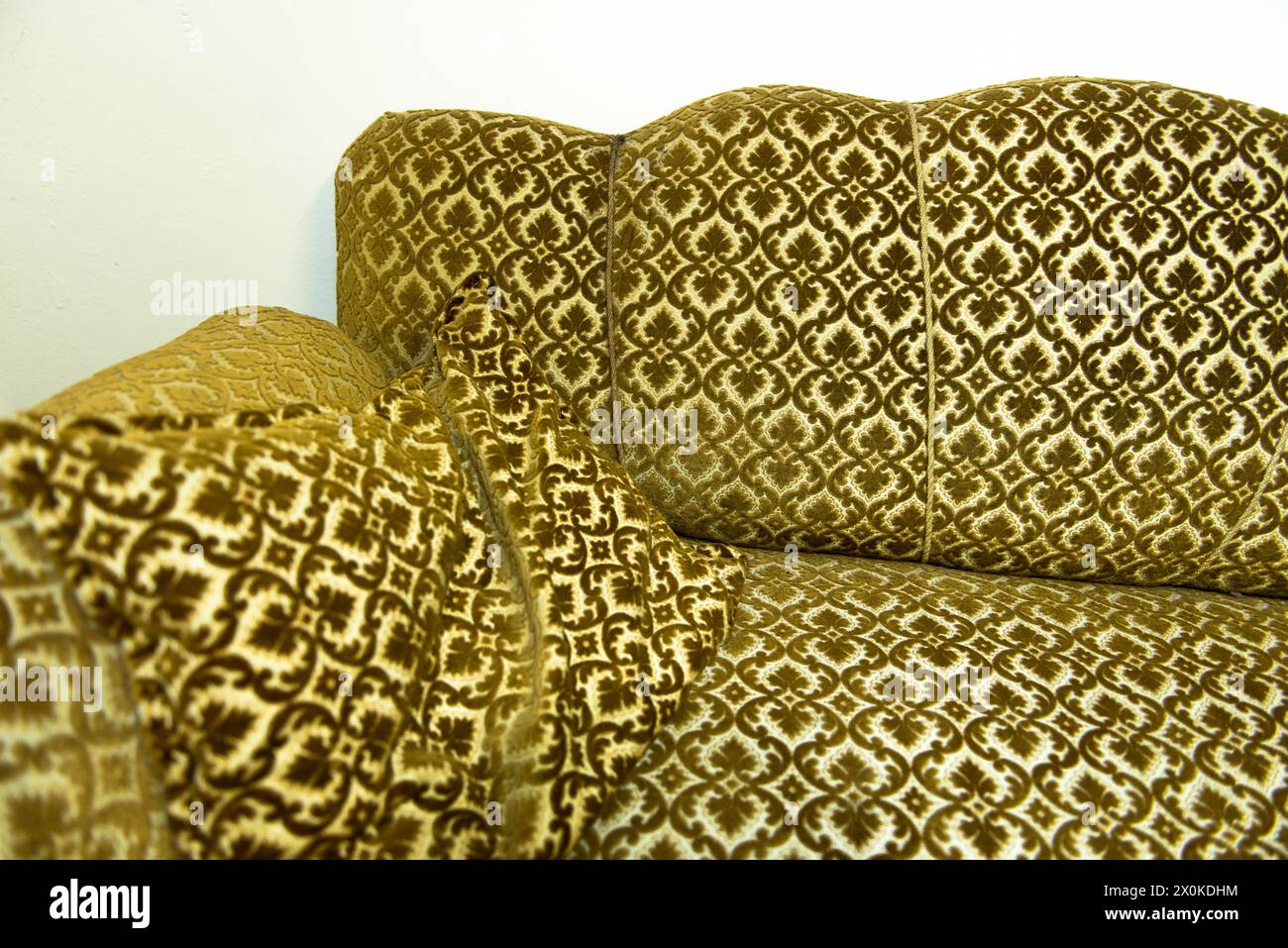 Fawn pattern hi-res stock photography and images - Alamy