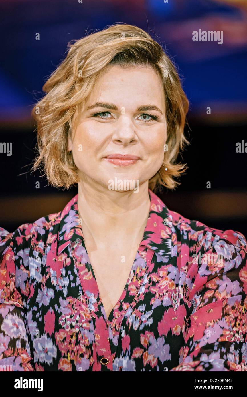 MDR - Riverboat. Moderatorin Julia Menger anläßlich der Aufzeichnung ...