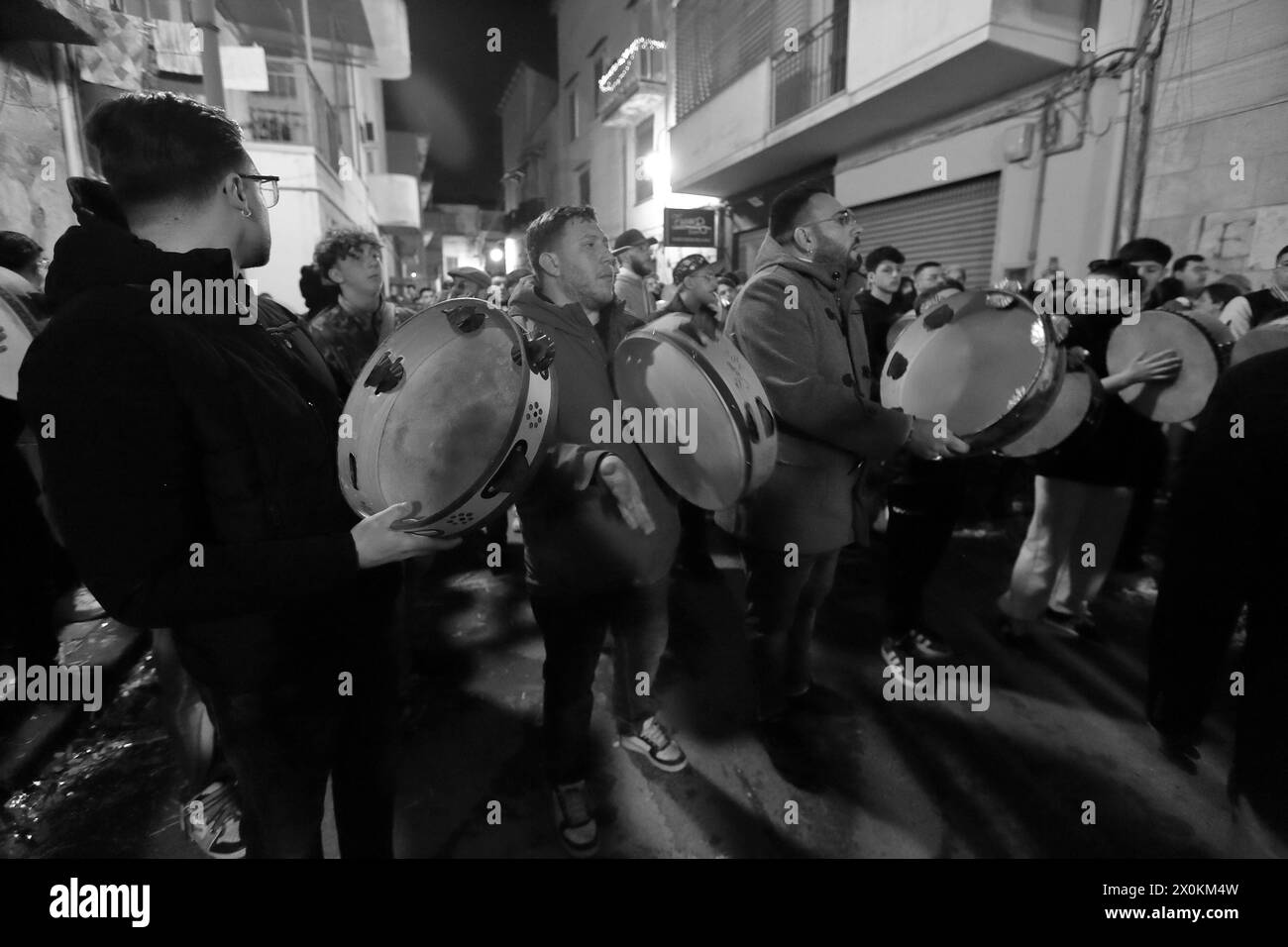 Boys play the tammorra while they go to the sanctuary of Our Lady of ...