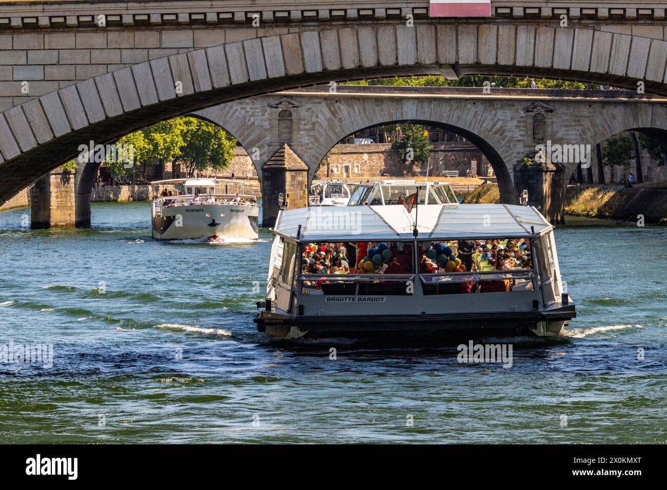 River Seine at Pont Louis-Philippe, Paris, France Stock Photo - Alamy