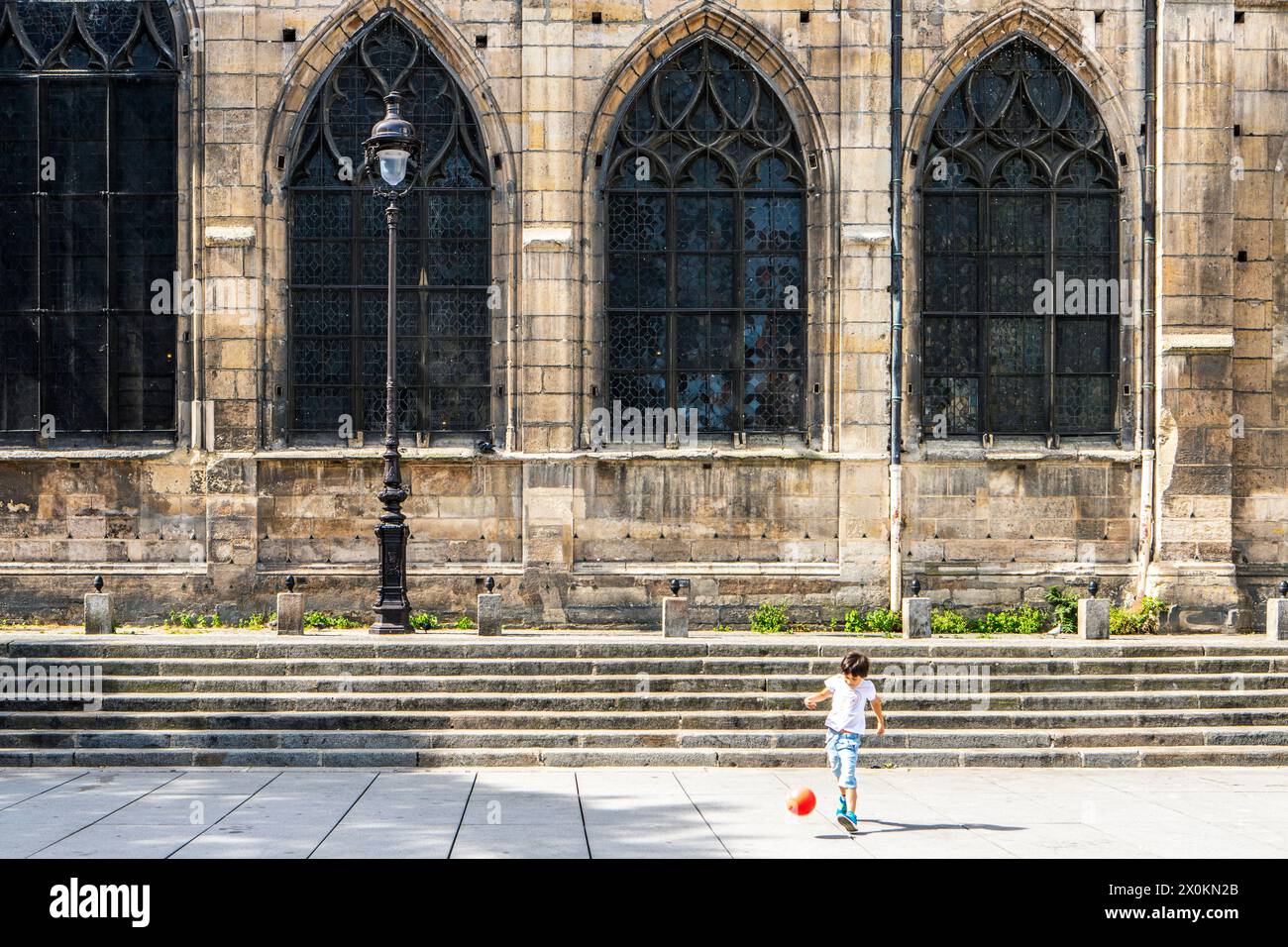 Catholic Eglise Saint-Merri Church, Paris, France Stock Photo - Alamy