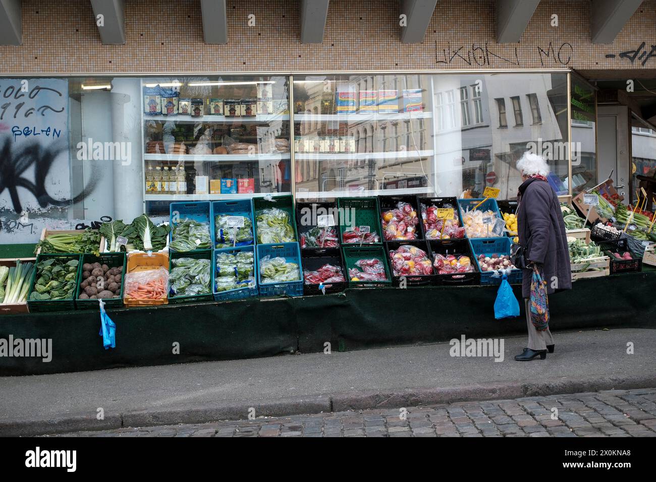 Outdoor display scene hi-res stock photography and images - Alamy