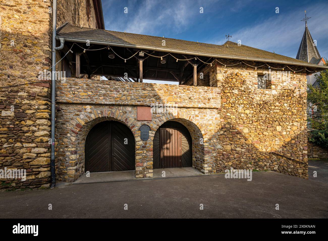 Castle in Hattenheim in the Rheingau, a long dilapidated and abandoned ...