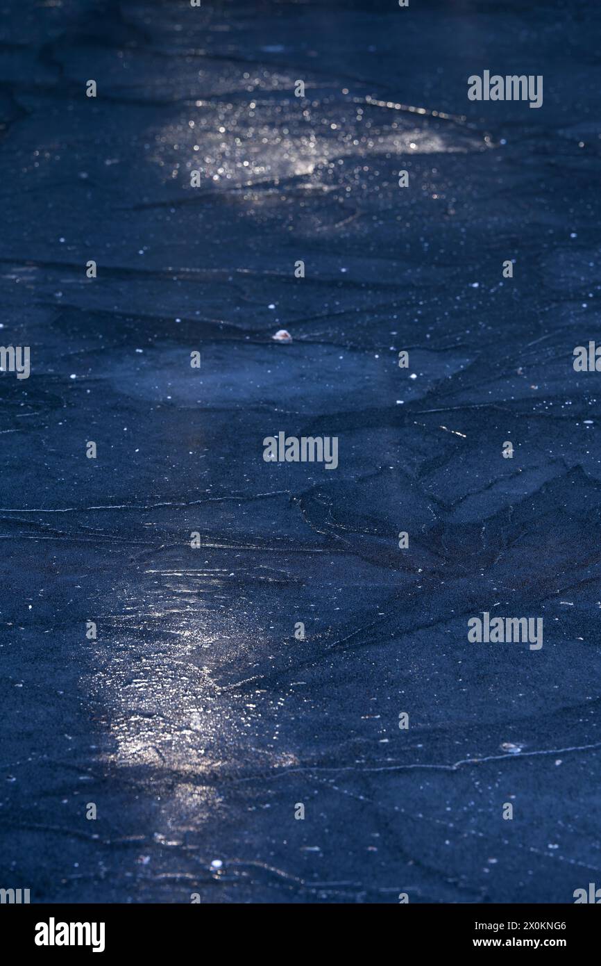 Ice formation on a lake, filigree patterns and structures in the ice ...